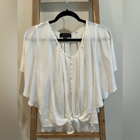Karen Kane | Tops | Karen Kane White Flutter Sleeve Blouse With Tie ...